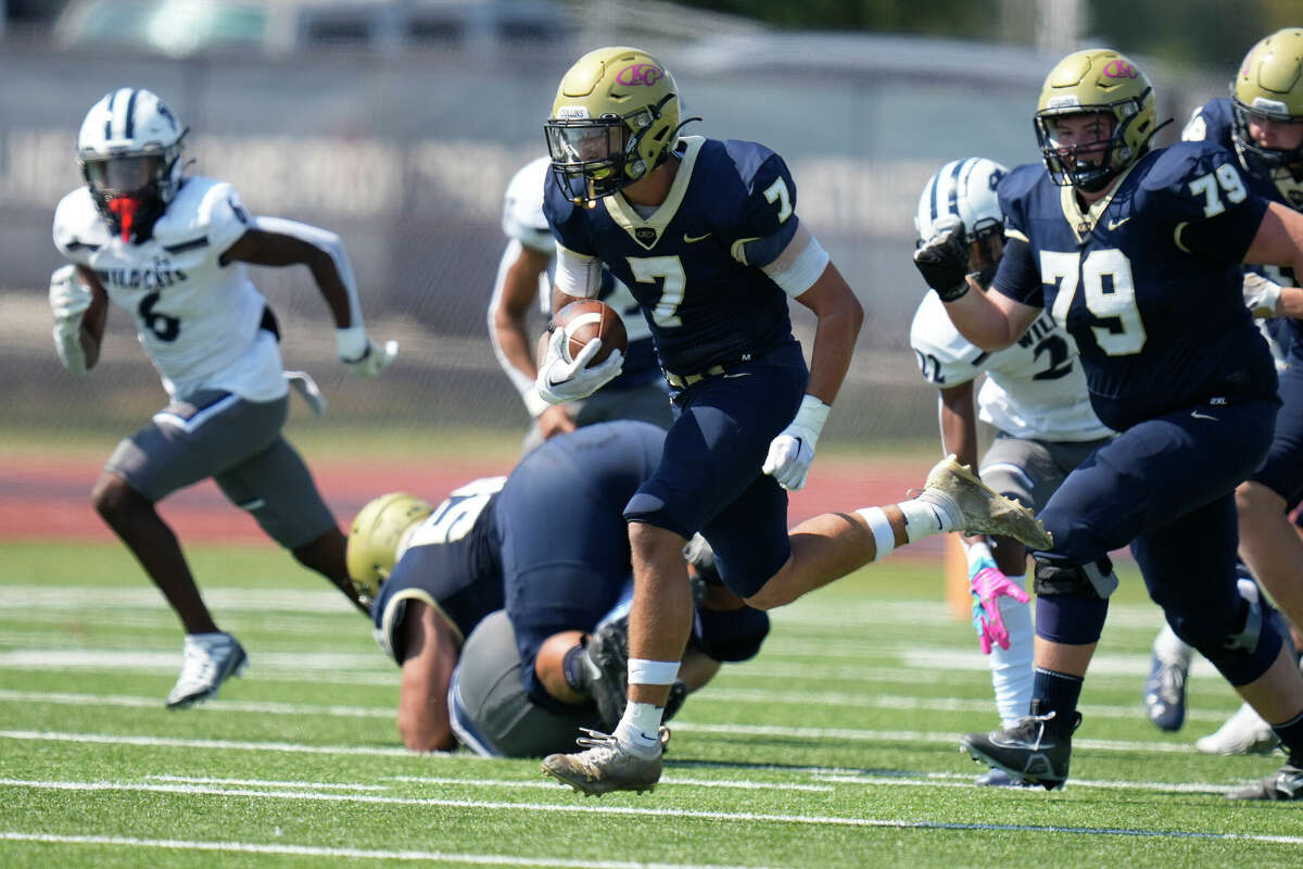 Klein Collins Tigers win shootout over Tomball Memorial Wildcats