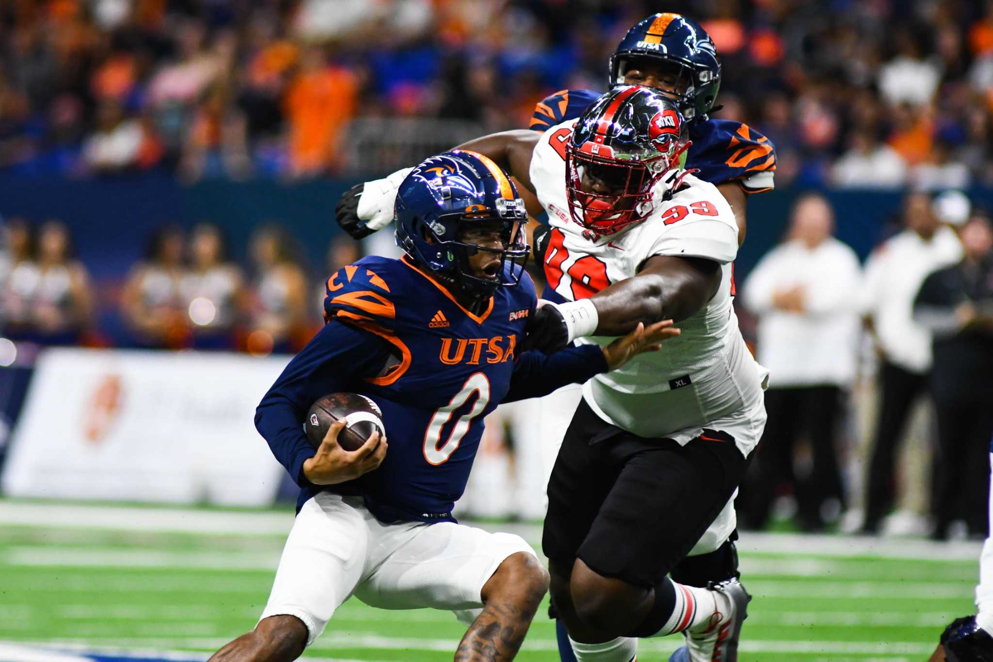 UTSA earns early leg up in Conference USA title chase, beating Western ...