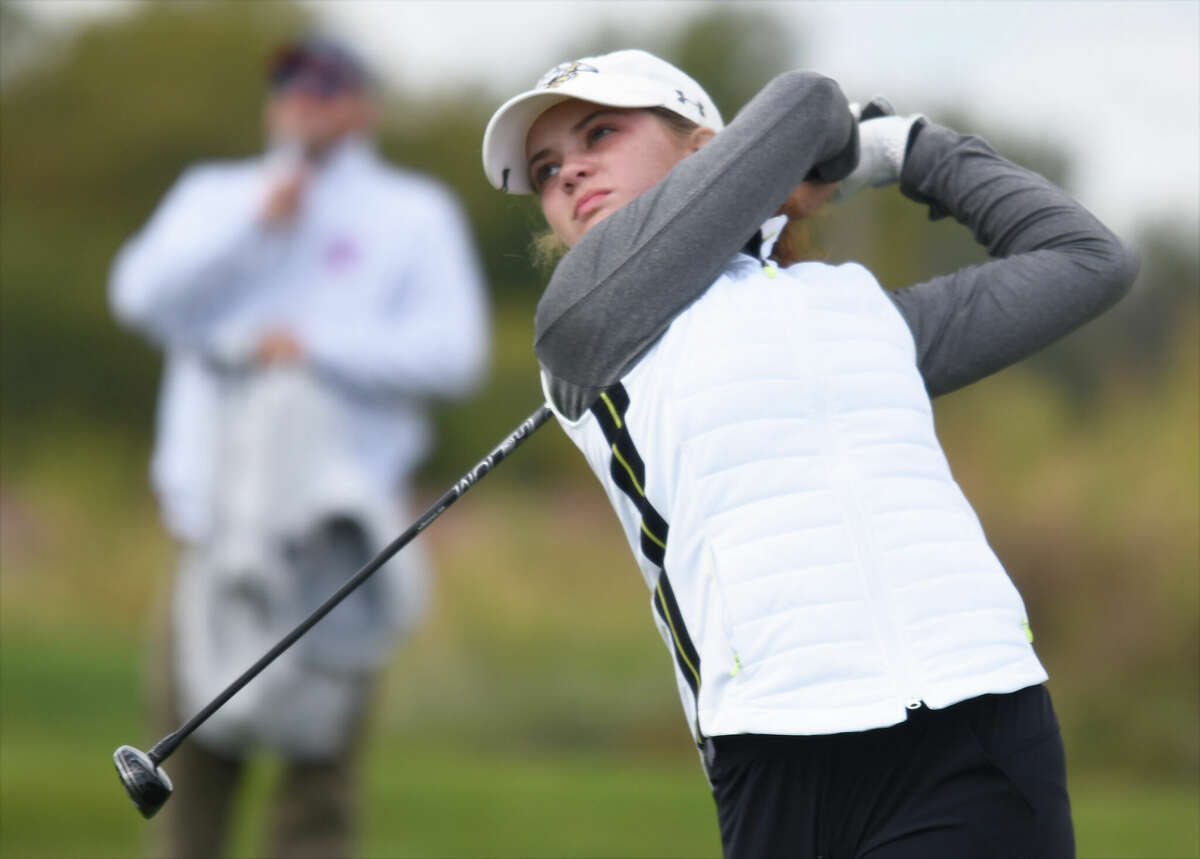 Father McGivney's Sarah Hyten hits hole-in-one at state tournament