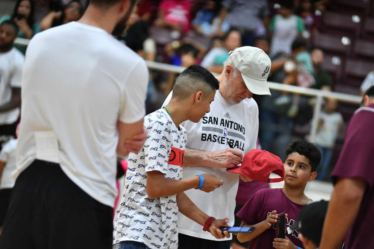 San Antonio Spurs give Uvalde a 'day to remember' with open practice at UHS
