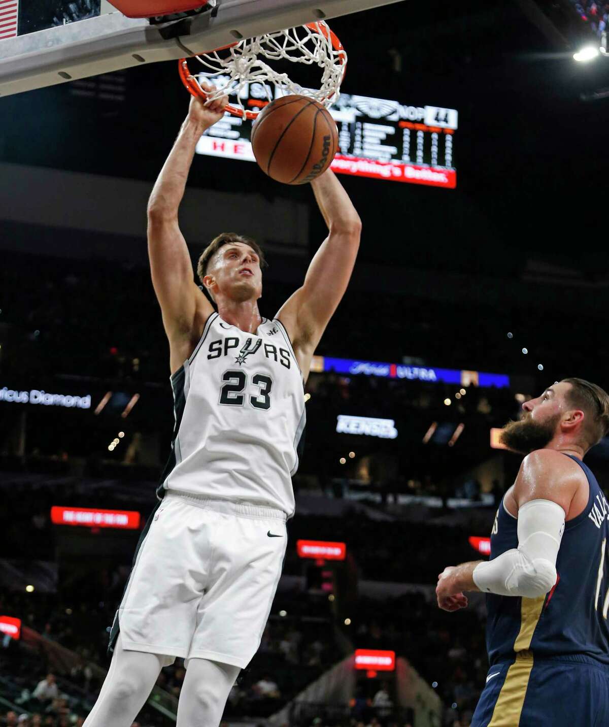 The triple take: Pelicans 111, Spurs 97