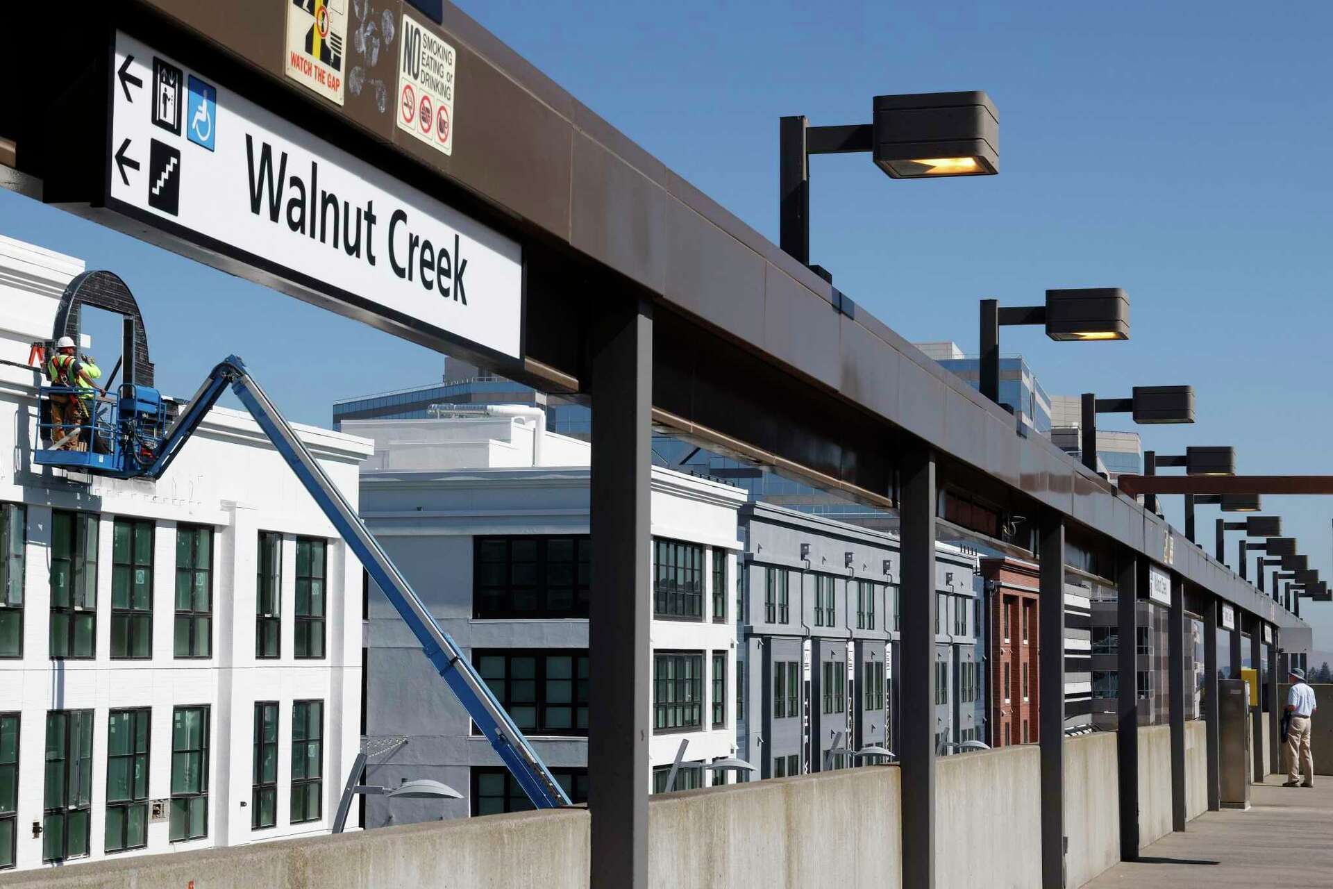 Walnut Creek BART station closed due to ‘suspicious package’