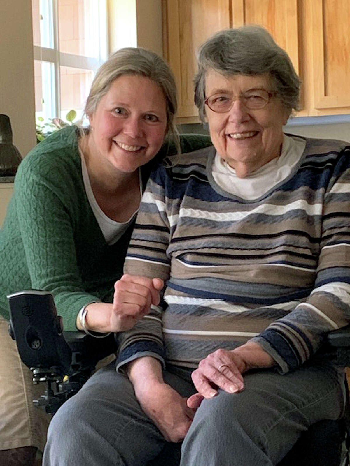 Bonnie Smith, Brookfield's first female first selectwoman, dies