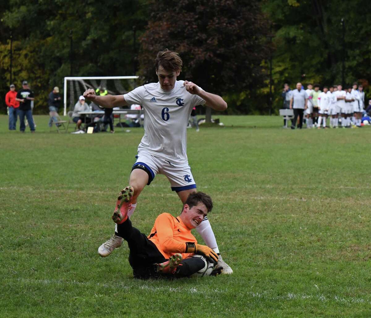 Maple Hill boys' soccer beats Ichabod Crane to win its Columbus Day ...