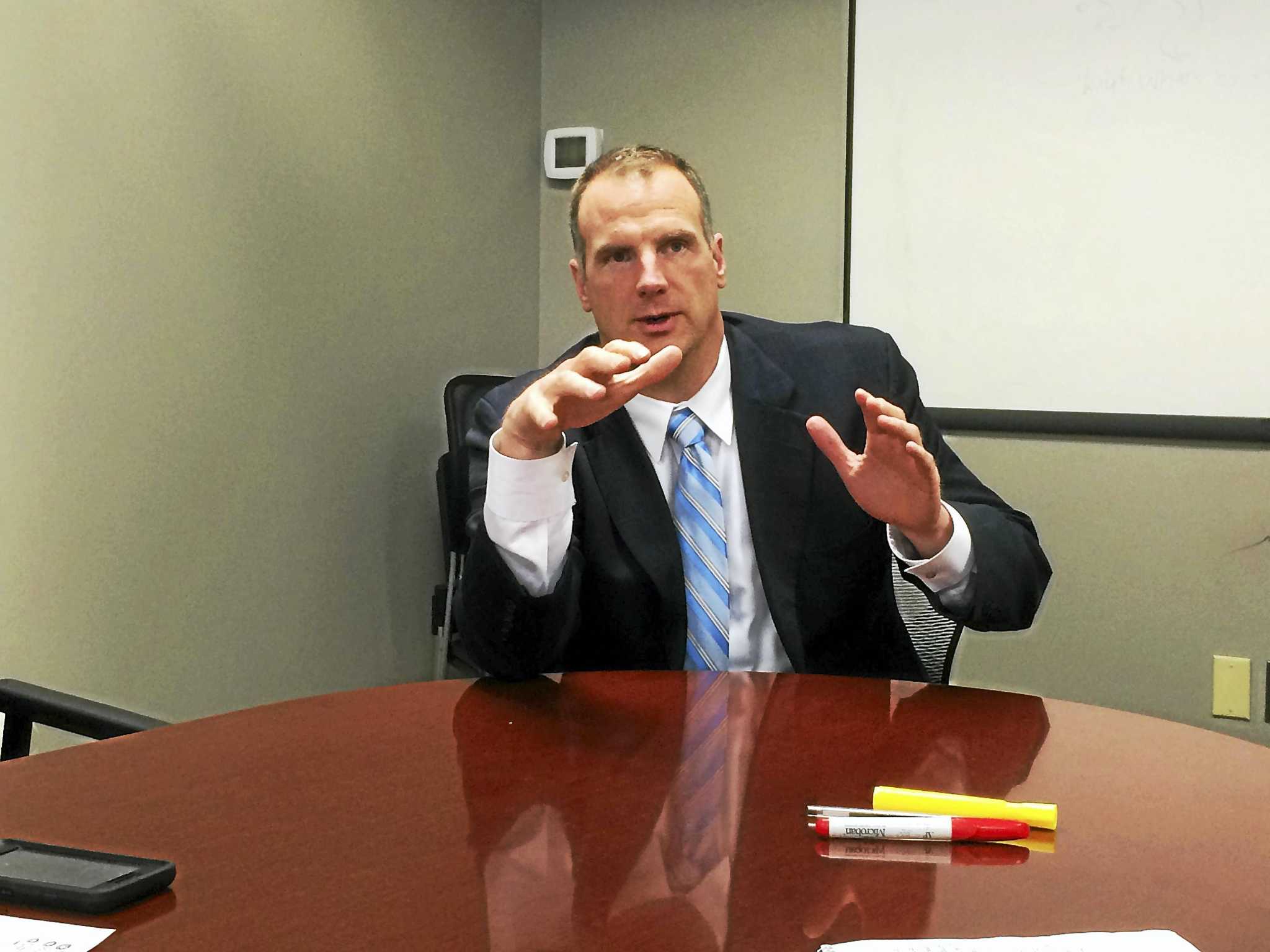 Opinion: Flaws in Lamont’s claims on municipal aid hikes