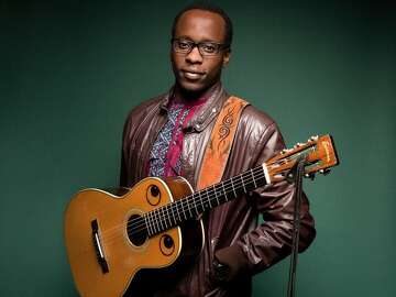 Singer Jon Muq traveled from Uganda to Texas to become a star