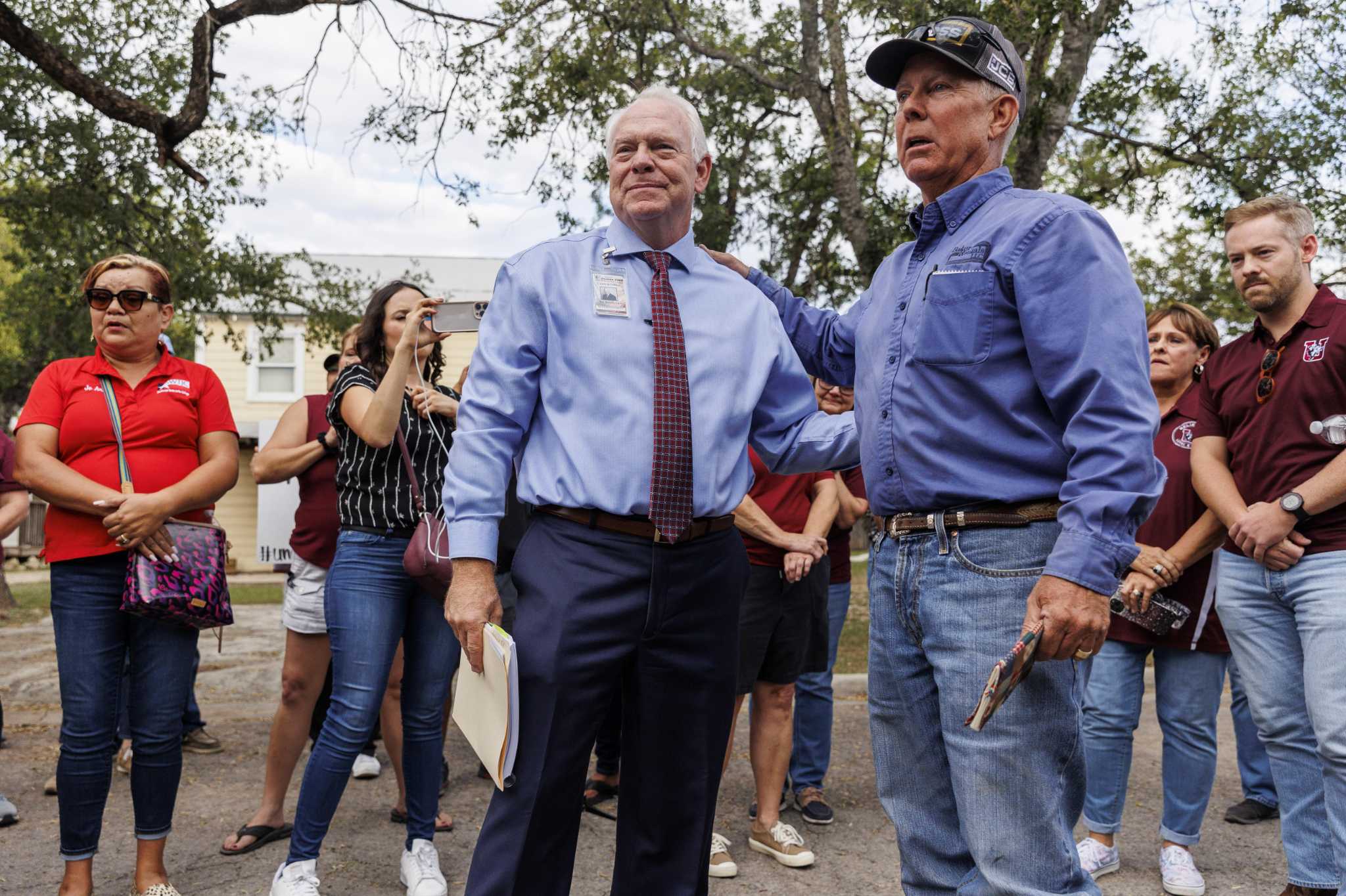 Uvalde school district prepares to look for next superintendent