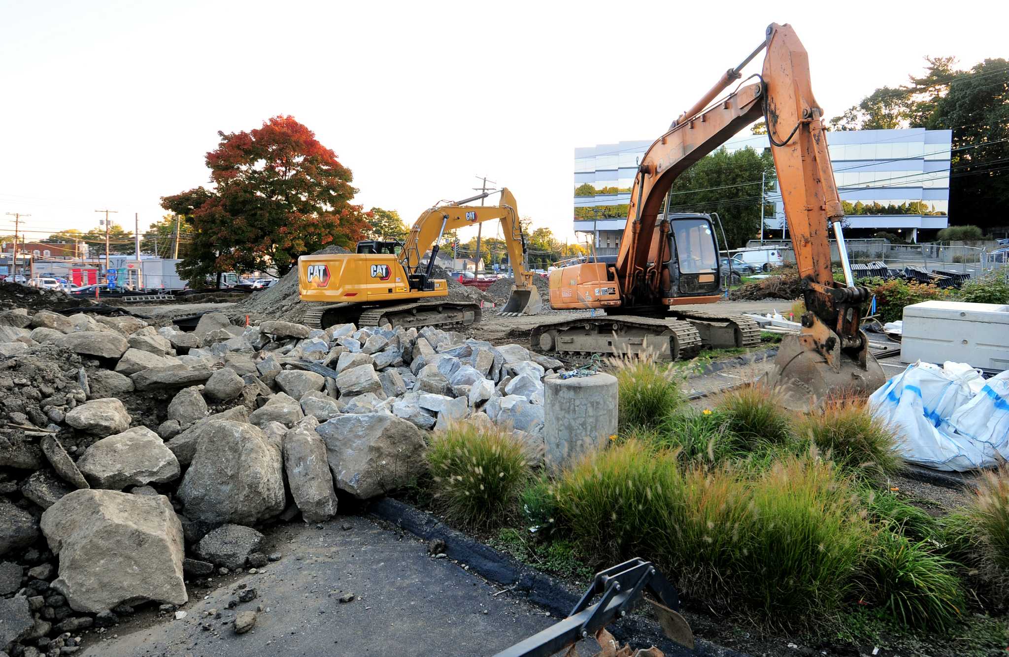 Work at Stamford's planned Shake Shack, Frank Pepe under way