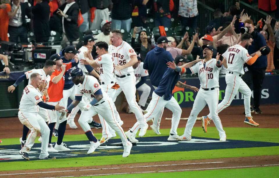 Yordan Alvarez walkoff home run, Astros celebration breakdown