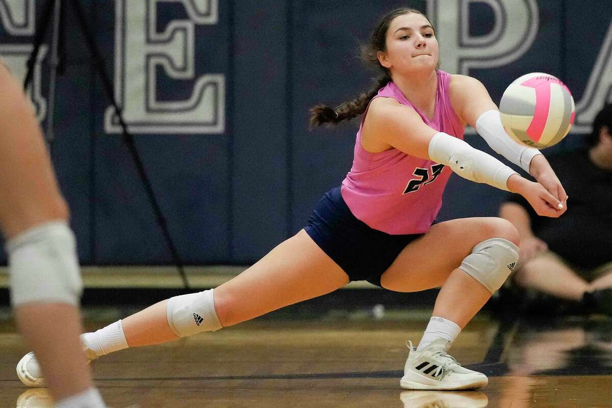 College Park picks up big sweep of Willis