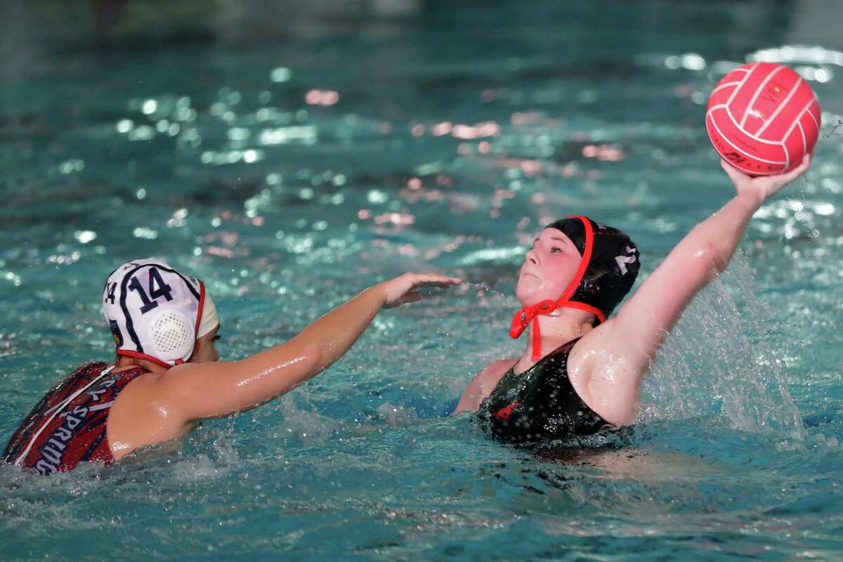 Memorial opens water polo playoffs with sweep of Cypress Springs