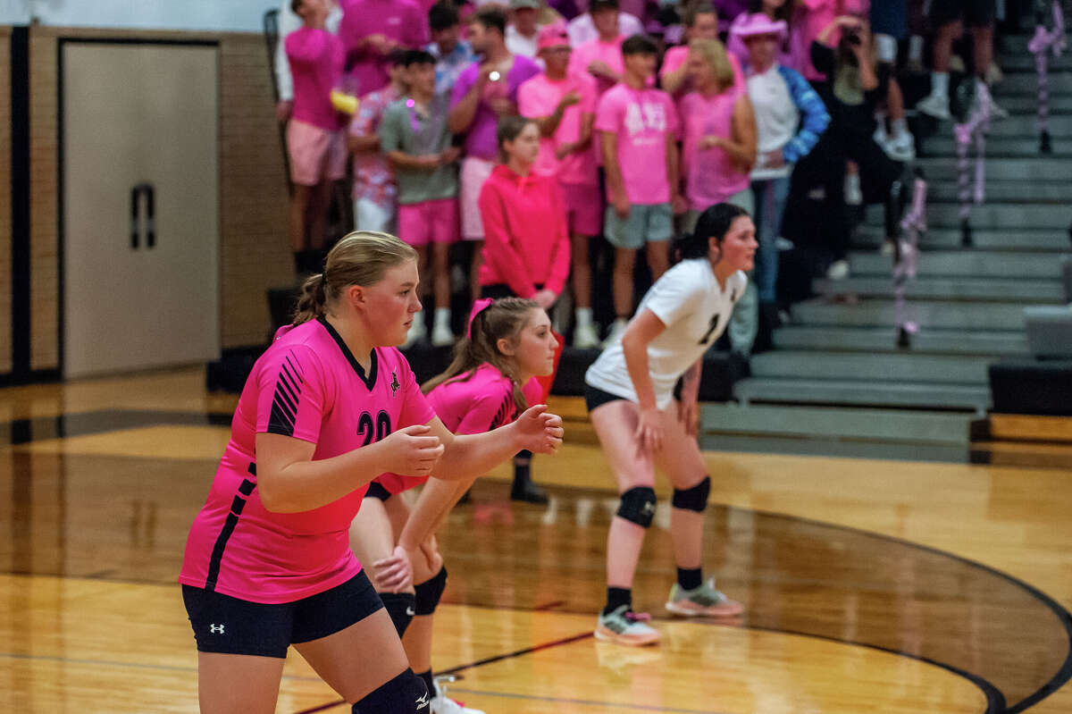 Chargers edge Lancers in incredible seesaw battle