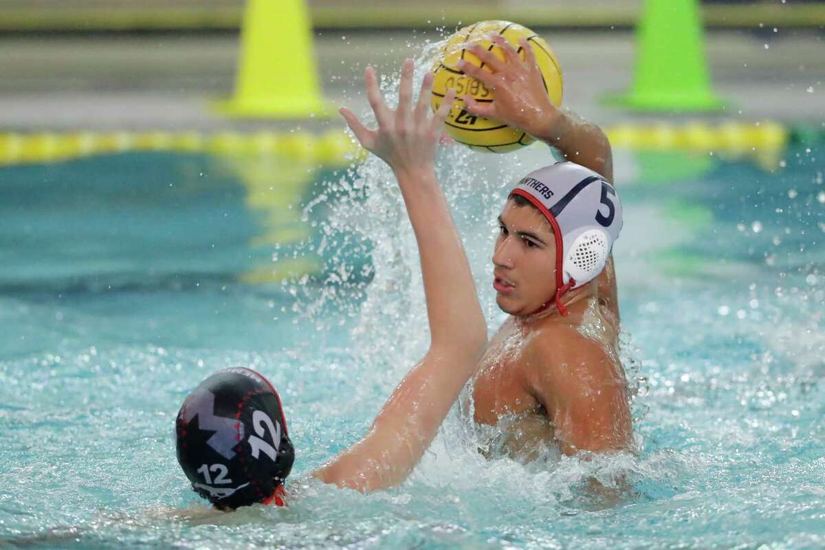 Memorial opens water polo playoffs with sweep of Cypress Springs