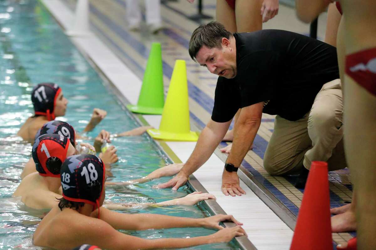 Memorial opens water polo playoffs with sweep of Cypress Springs