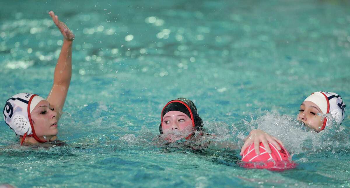 Memorial opens water polo playoffs with sweep of Cypress Springs