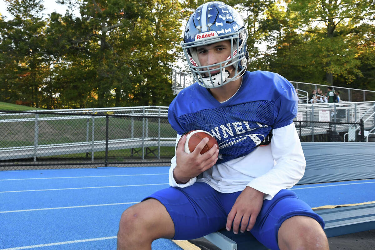 Bunnell's Michael Trovarelli leads Connecticut football in rushing