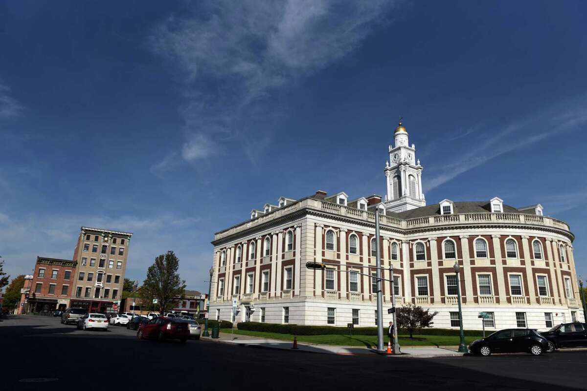 New apartments, restaurants and more are nearing the finish line this ...