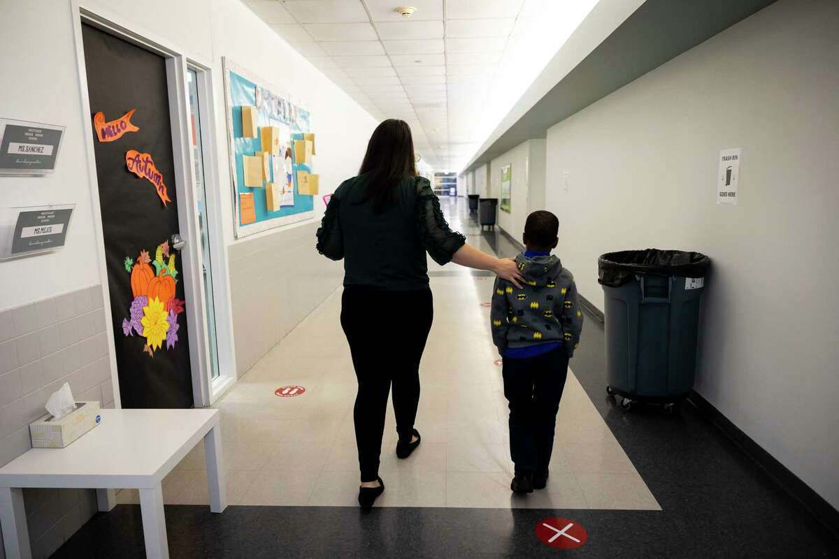 Former KIPP students create their own charter school