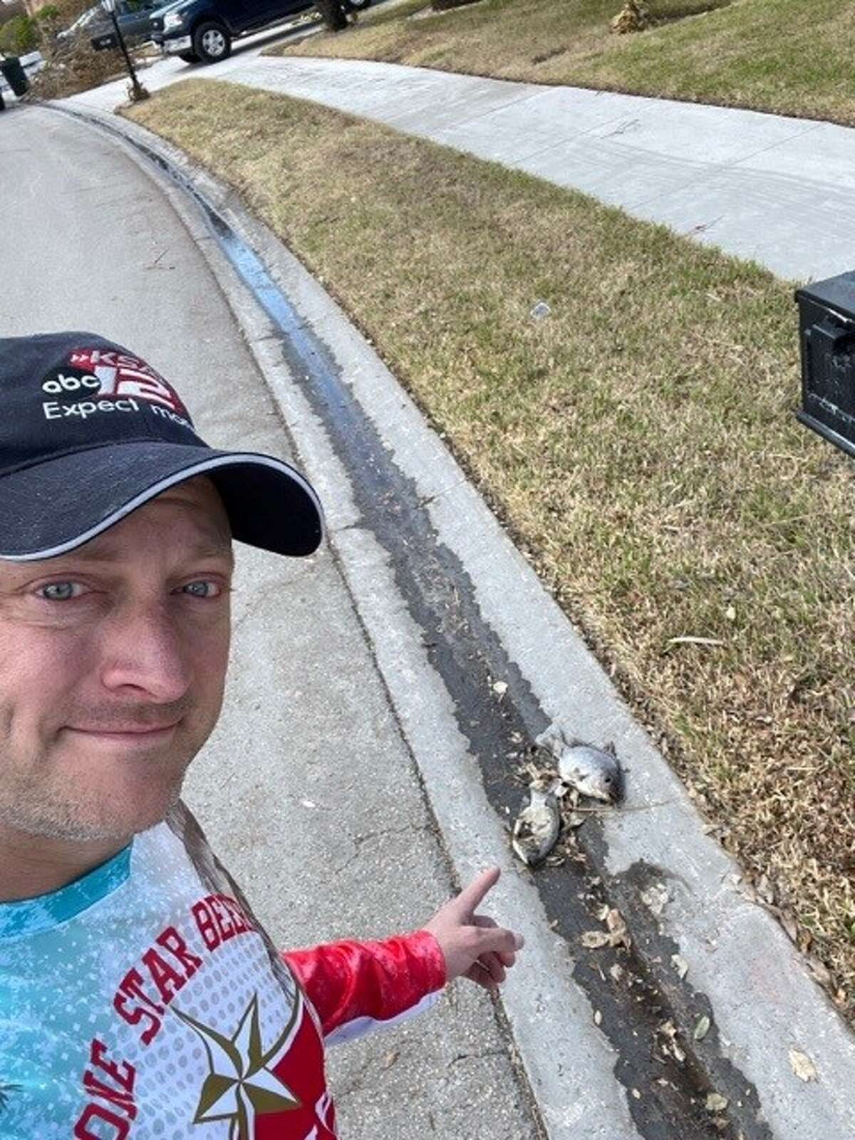 KSAT 12 reporter helps Florida family after Hurricane Ian