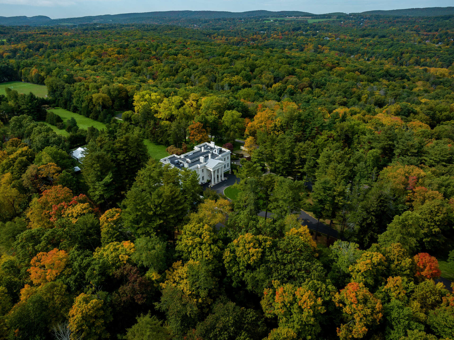 7 scenic drives in Connecticut to view fall foliage