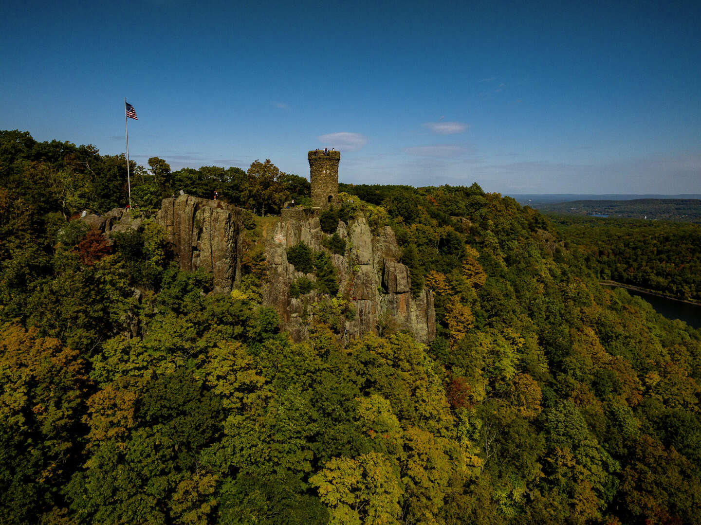 7 scenic drives in Connecticut to view fall foliage