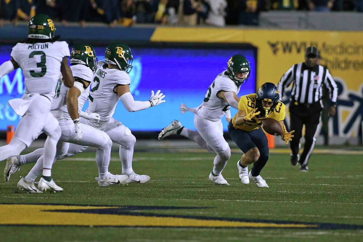 Field goal lifts West Virginia over Baylor