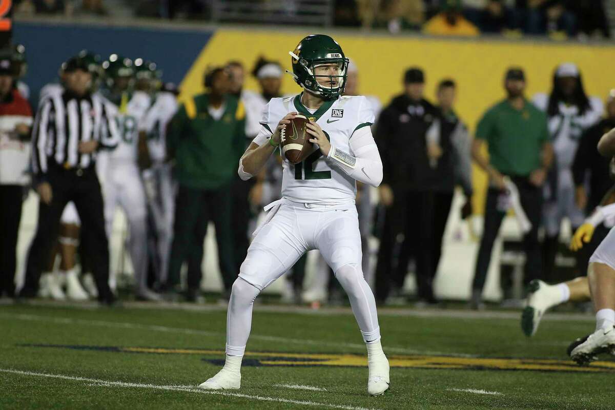 Field goal lifts West Virginia over Baylor