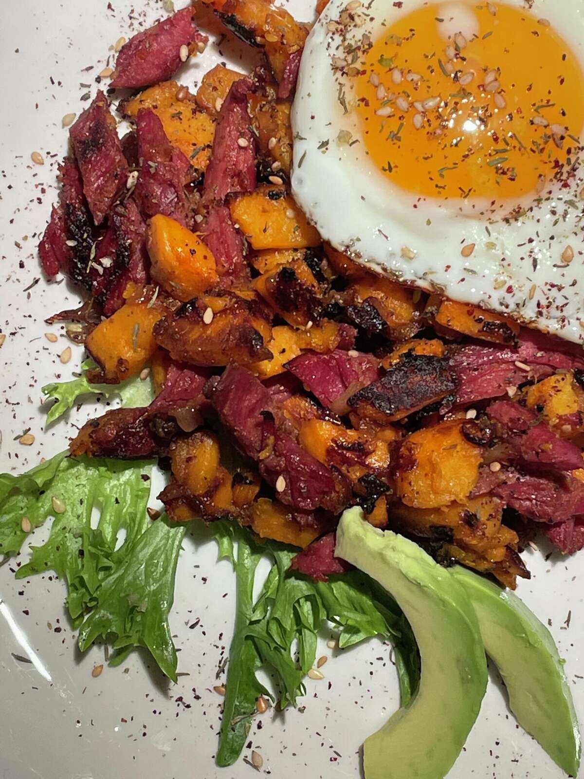 Za'atar spice blend to make at home, enjoy with chicken, hash