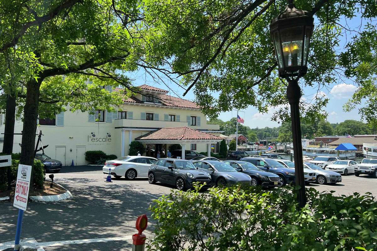 Delamar Greenwich Harbor hotel seeks to add rooftop terrace