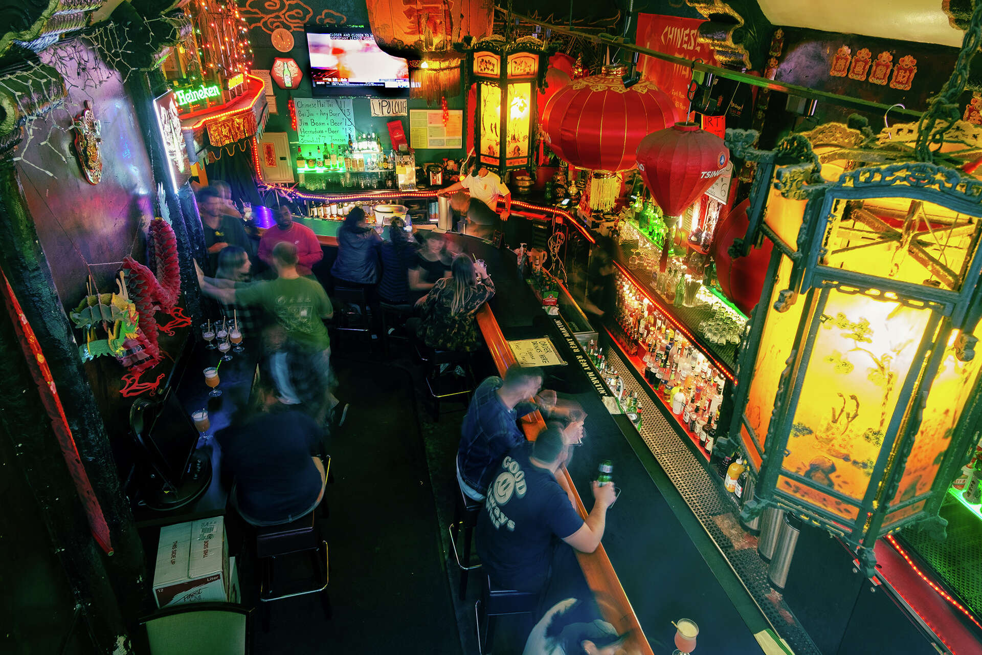 San Francisco Chinatown's perfect 85-year-old dive bar