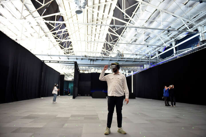 Bay Area's 'The Infinite' VR show is tribute to light, space