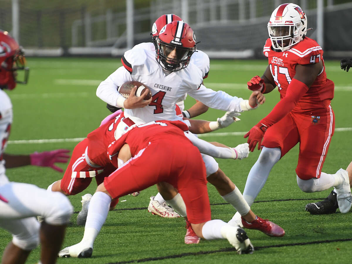 Fairfield Prep gets much-needed victory, hands Cheshire 1st loss