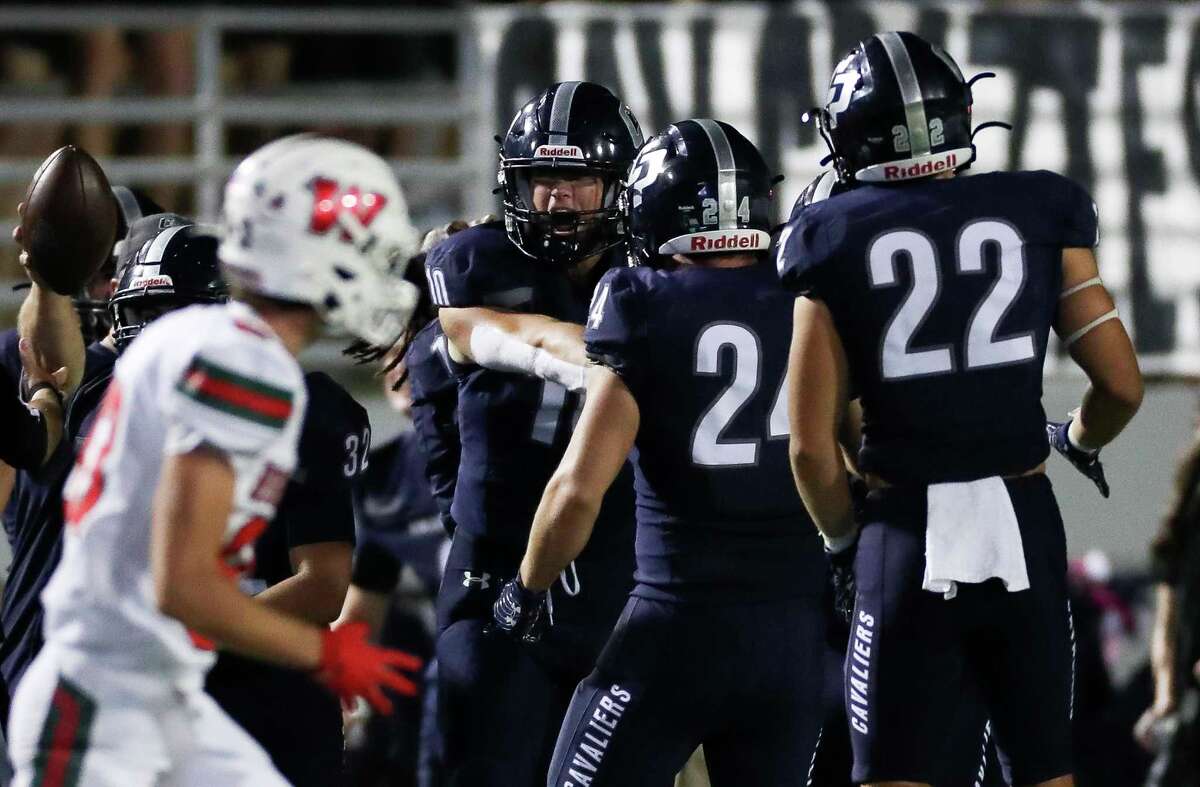 The Woodlands tops College Park for fourth straight win