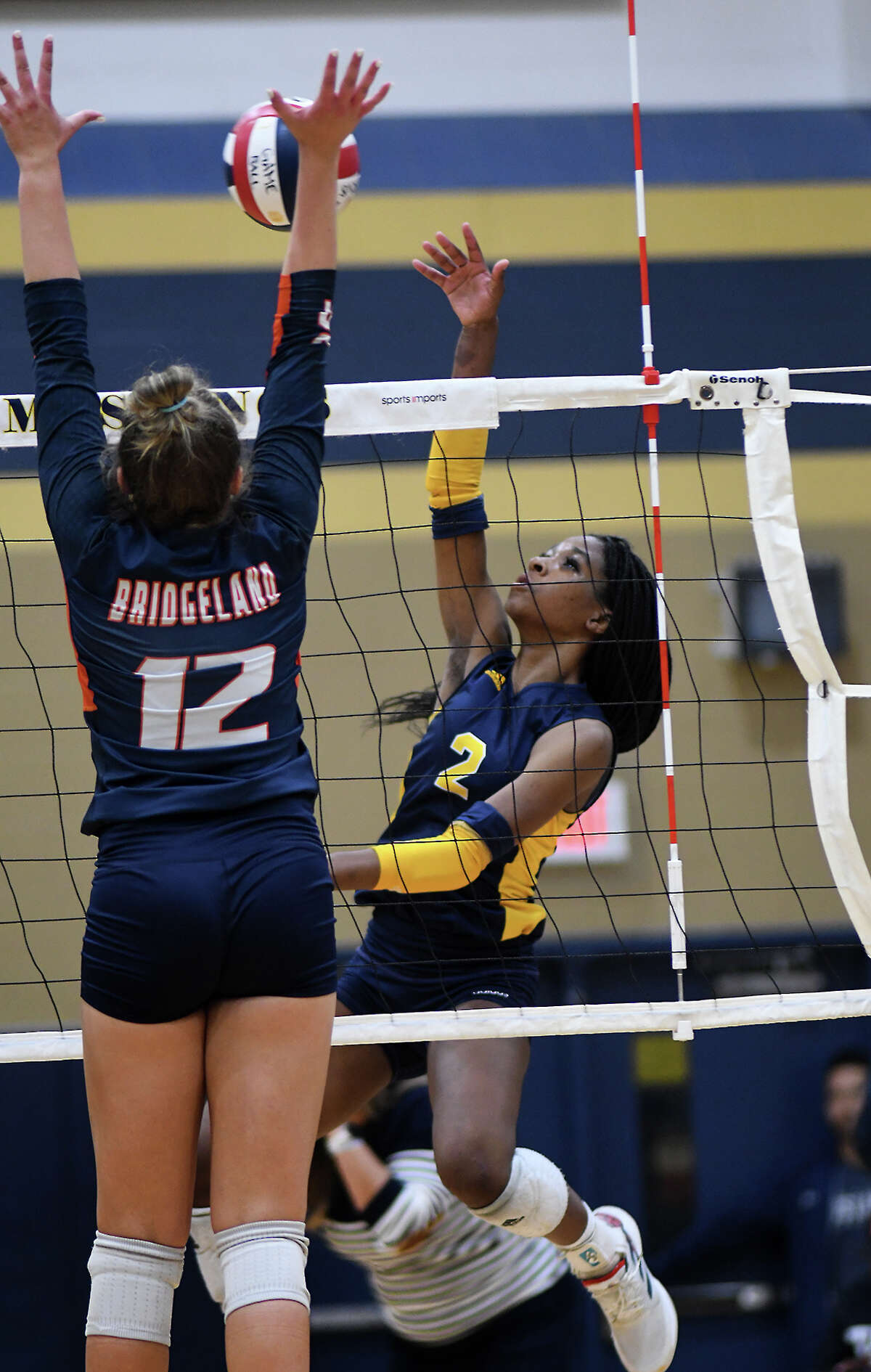 High school volleyball: Cy Ranch Mustangs top Bridgeland Bears