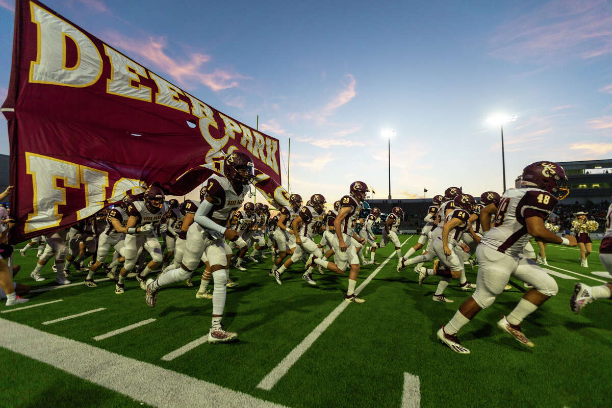 Deer Park Deer rout Pasadena Memorial Mavericks