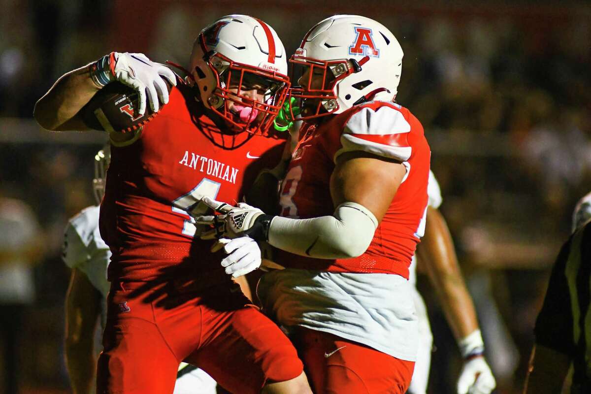 High school football: Antonian 42, Central Catholic 14