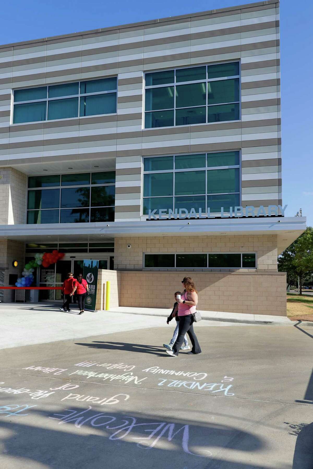One of Houston's busiest libraries reopens after 5 years