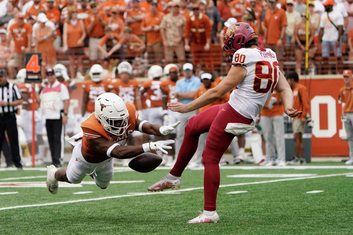 Longhorns Extra Points: No. 22 Texas 24, Iowa State 21