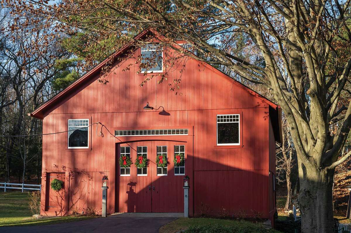 9 terrific venues for a fall wedding in Connecticut