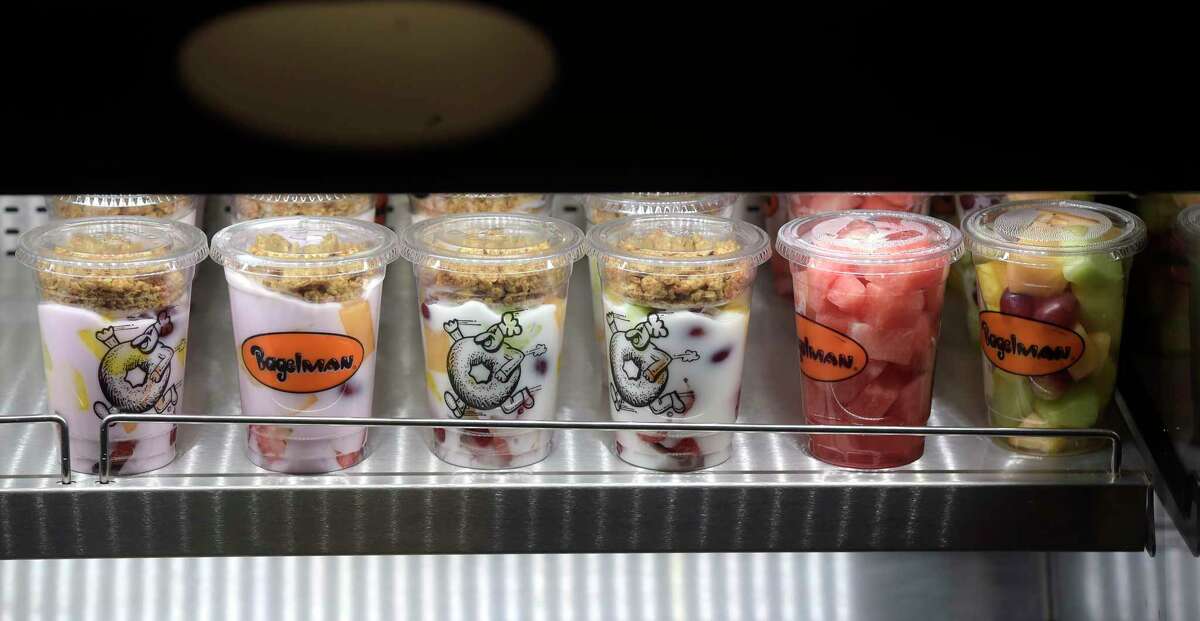 New Milford: Bagelman's 4th location opens Monday