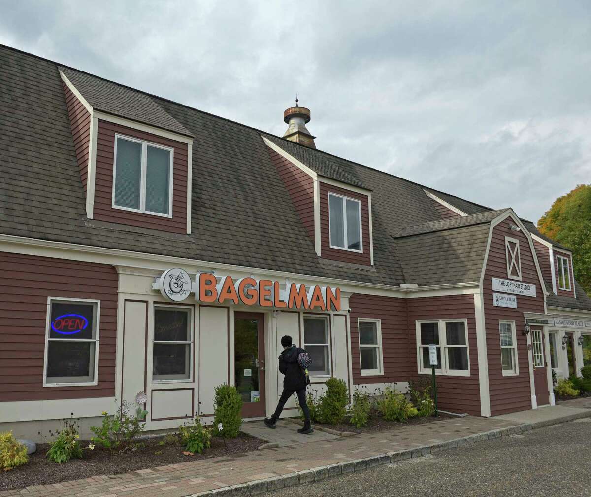 New Milford: Bagelman's 4th location opens Monday