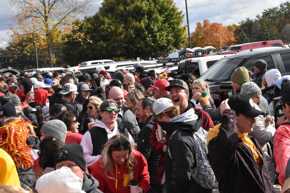 No. 1 Ferris State vs No. 2 Grand Valley tailgate photos
