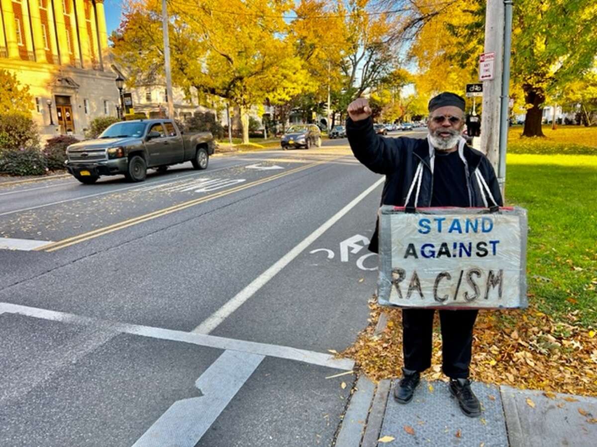 Grondahl: He held a sign to fight racism. He got racist responses.