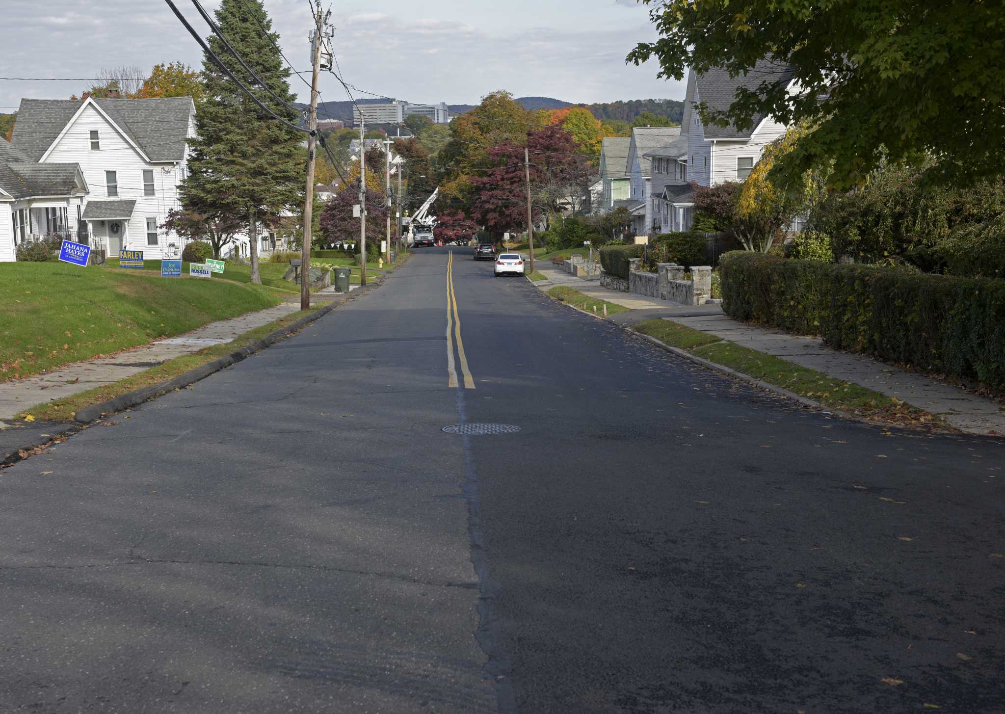 Eversource's gas line replacement disrupts Danbury roads