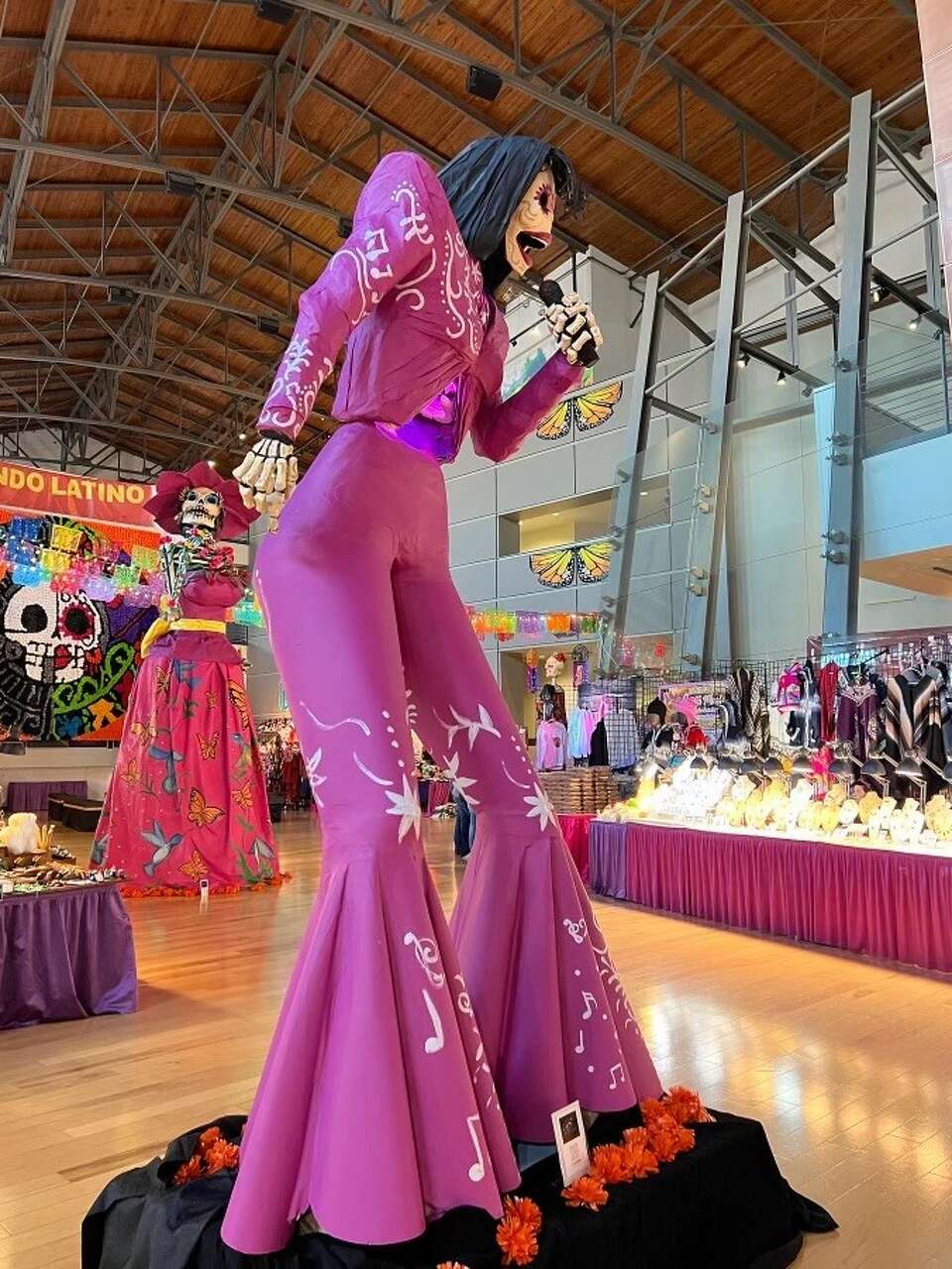 Texas piñata man creates massive Selena work of art for fair