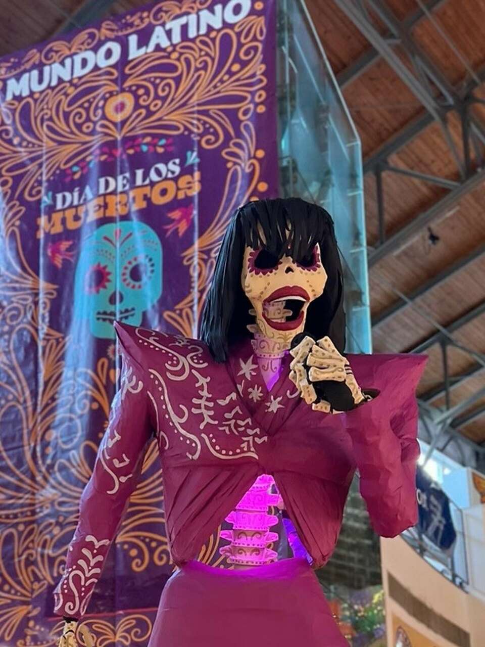 Texas piñata man creates massive Selena work of art for fair