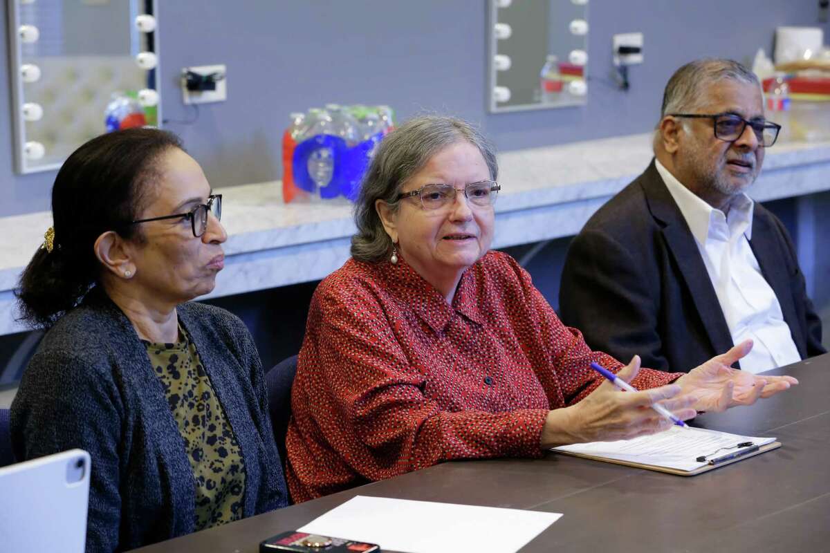 Interfaith Thanksgiving builds bridges through storytelling