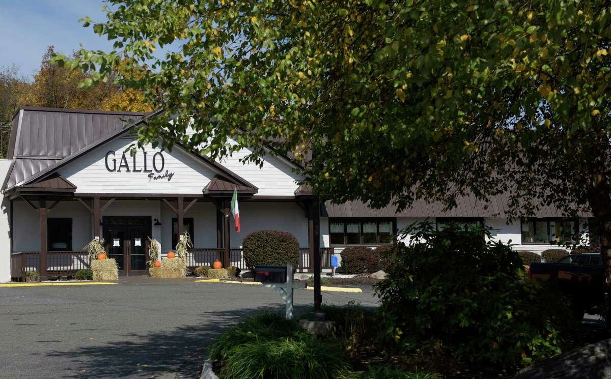 Gallo Family Restaurant opens in Danbury serving Italian food