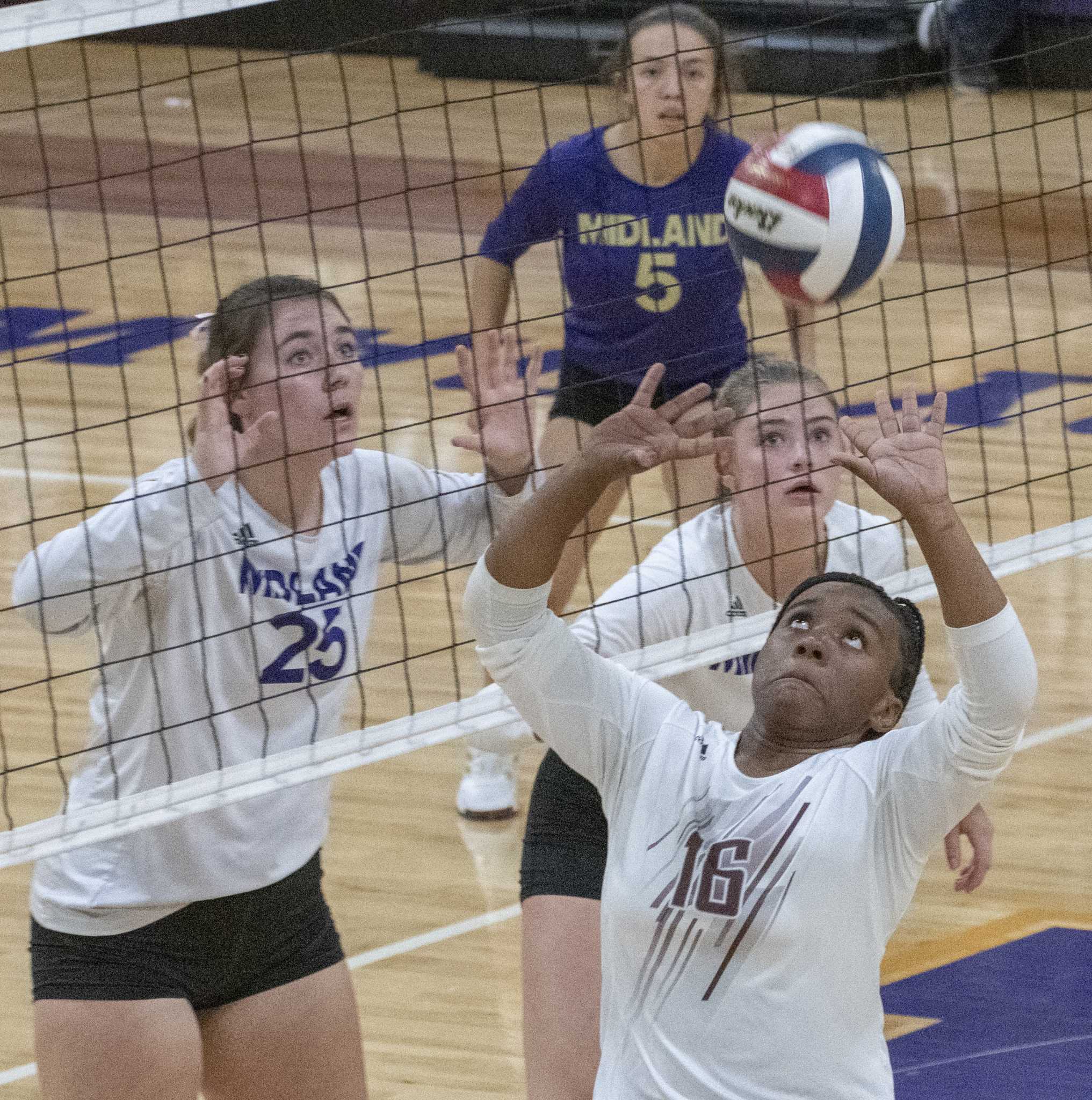 HS VOLLEYBALL: Legacy pulls away to beat MHS in 4 sets