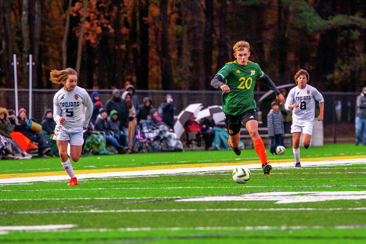 Chargers dominate district semifinal, beat TCC 3-0